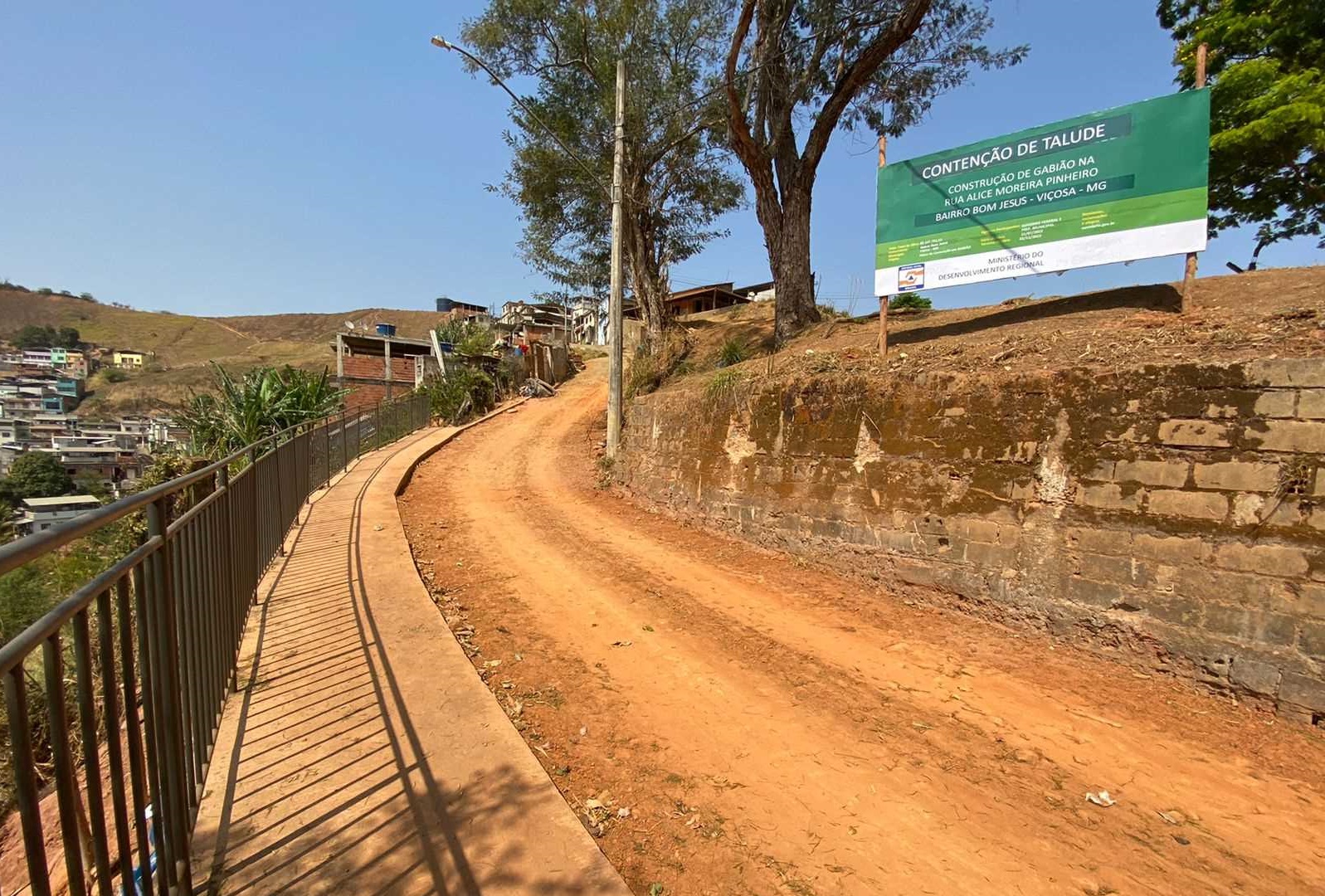 Prefeitura de Viçosa finaliza construção de gabião no Bom Jesus