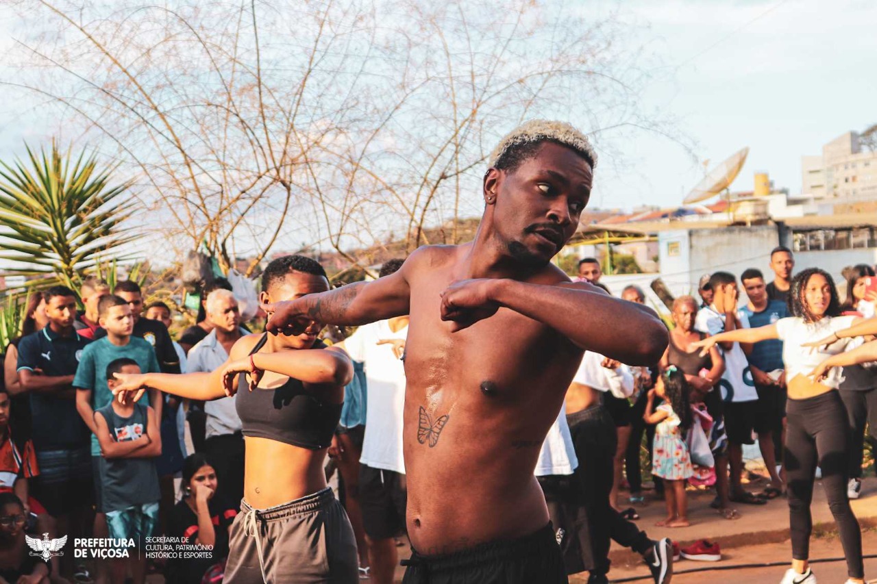 Viçosa no Caldeirão: bailarino Yan Castro se apresenta neste sábado (21)