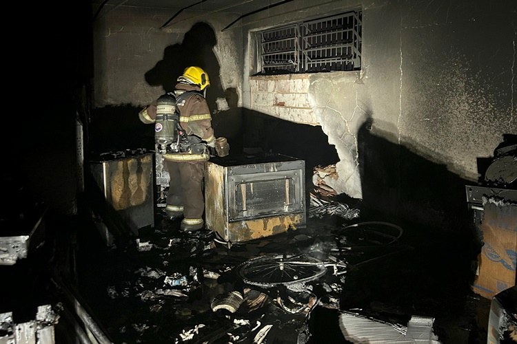 Loja de electrodomésticos da rede Zema é destruída por incêndio ...