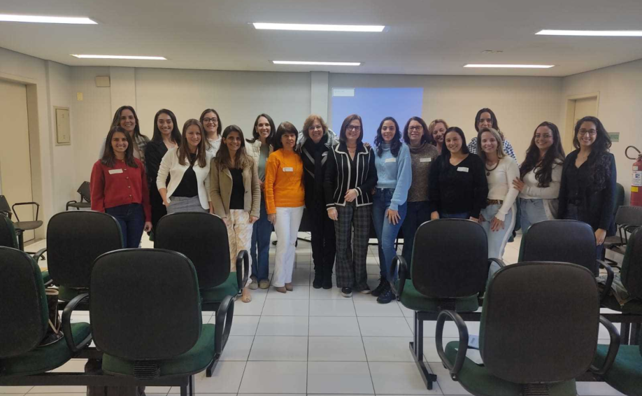 CEAE de Viçosa promove capacitação para nutricionistas